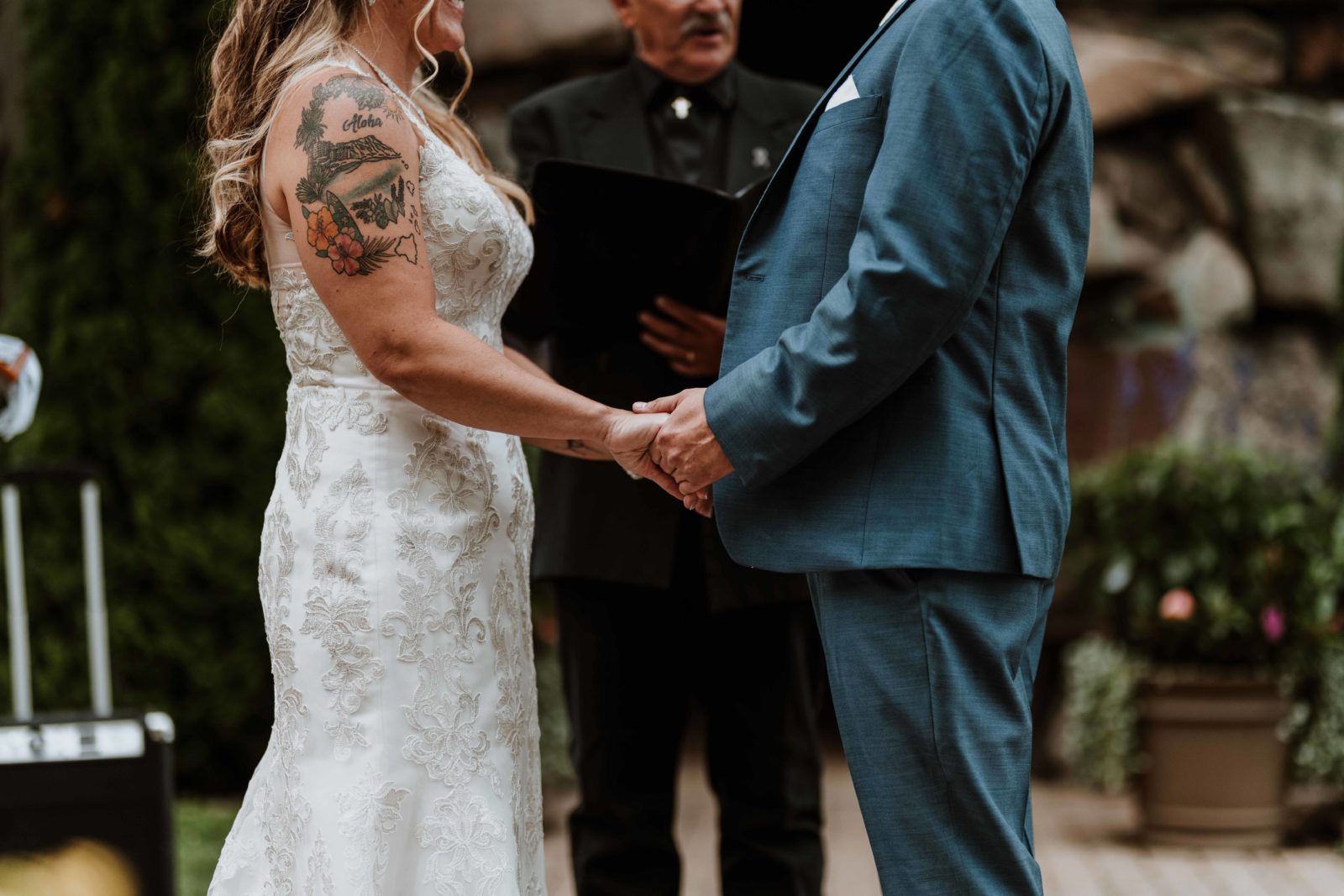 Boldt Castle Intimate Wedding - donnamariephotoco.com